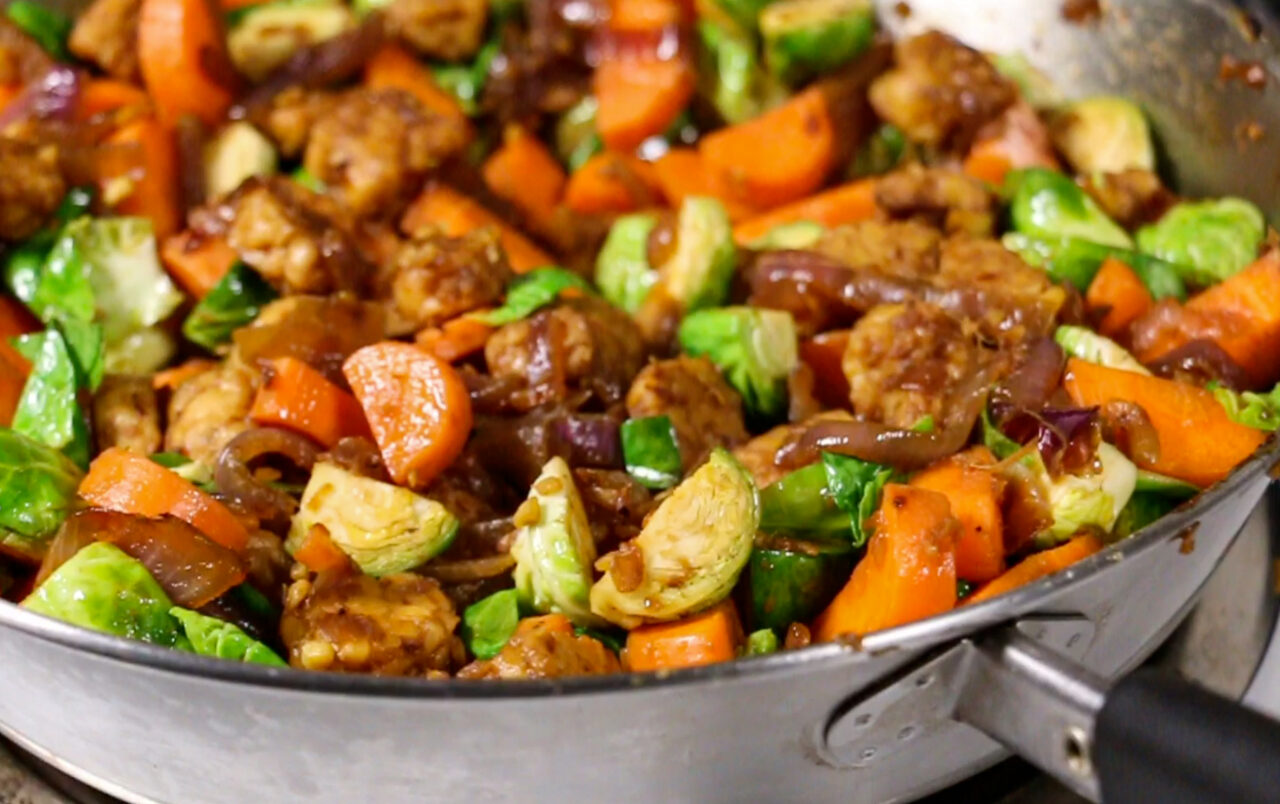 SWEET & SPICY WINTER VEG & TEMPEH (ONE PAN) - VegMichigan