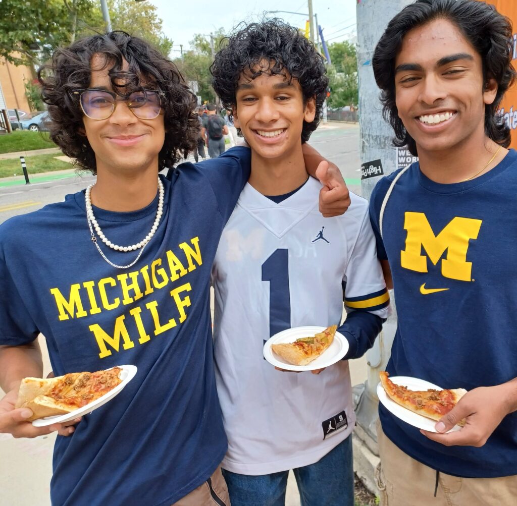 U-M TAILGATE PARTY - VegMichigan